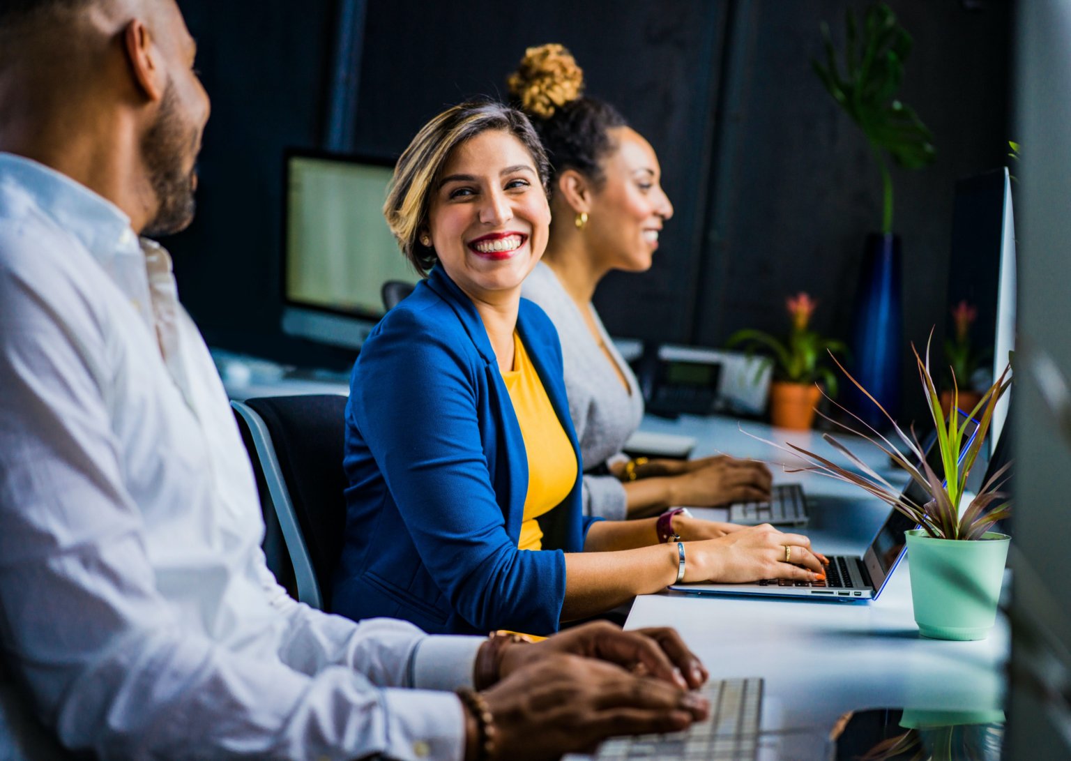 Gender Bias in the Workplace: How to Spot It & Tips to Fight It | Chronus